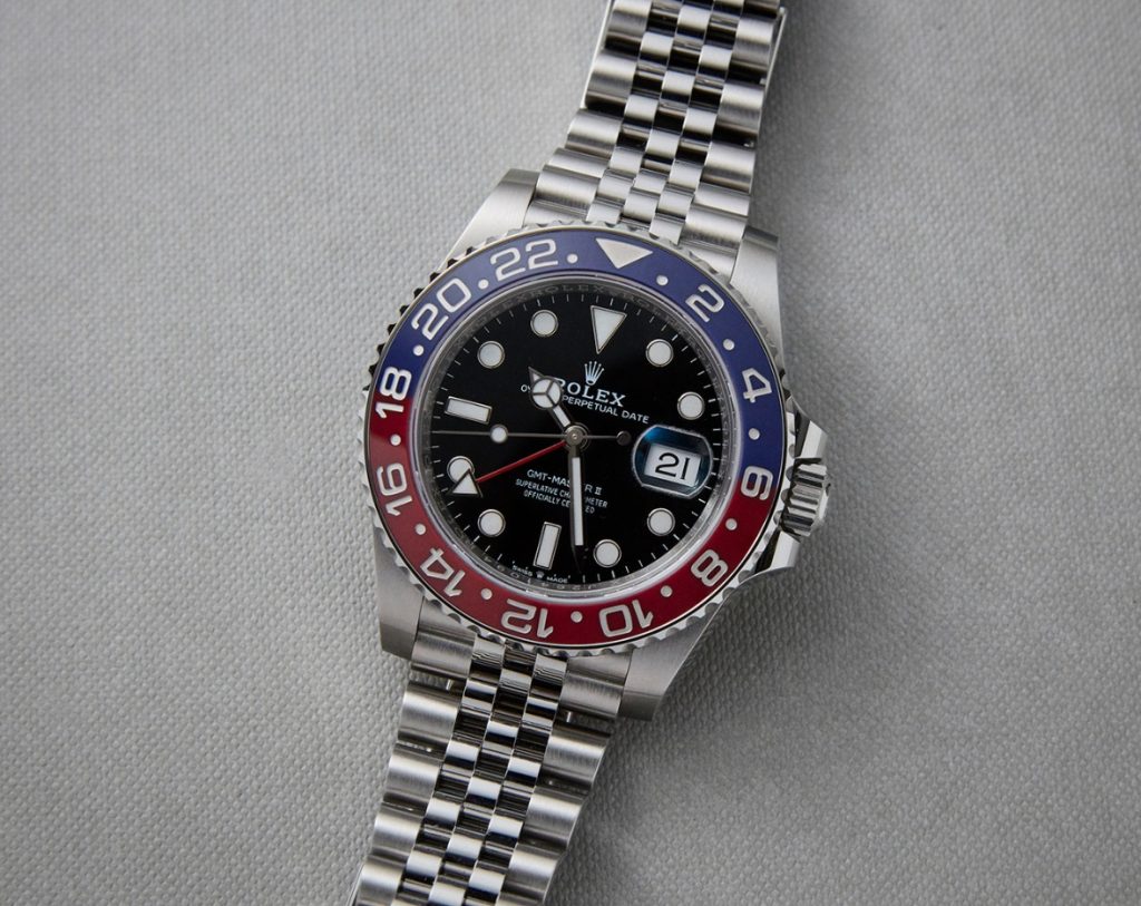 Up Close With The Best Replica Rolex GMT-Master II Watches UK “Pepsi ...